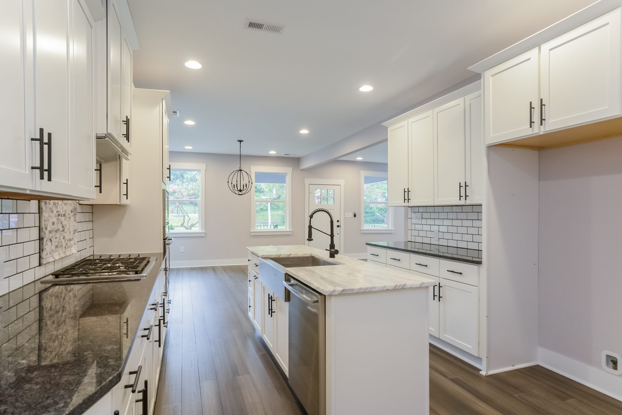 6 Kitchens to Inspire Your Culinary Creativity - Coldwell Banker Caine